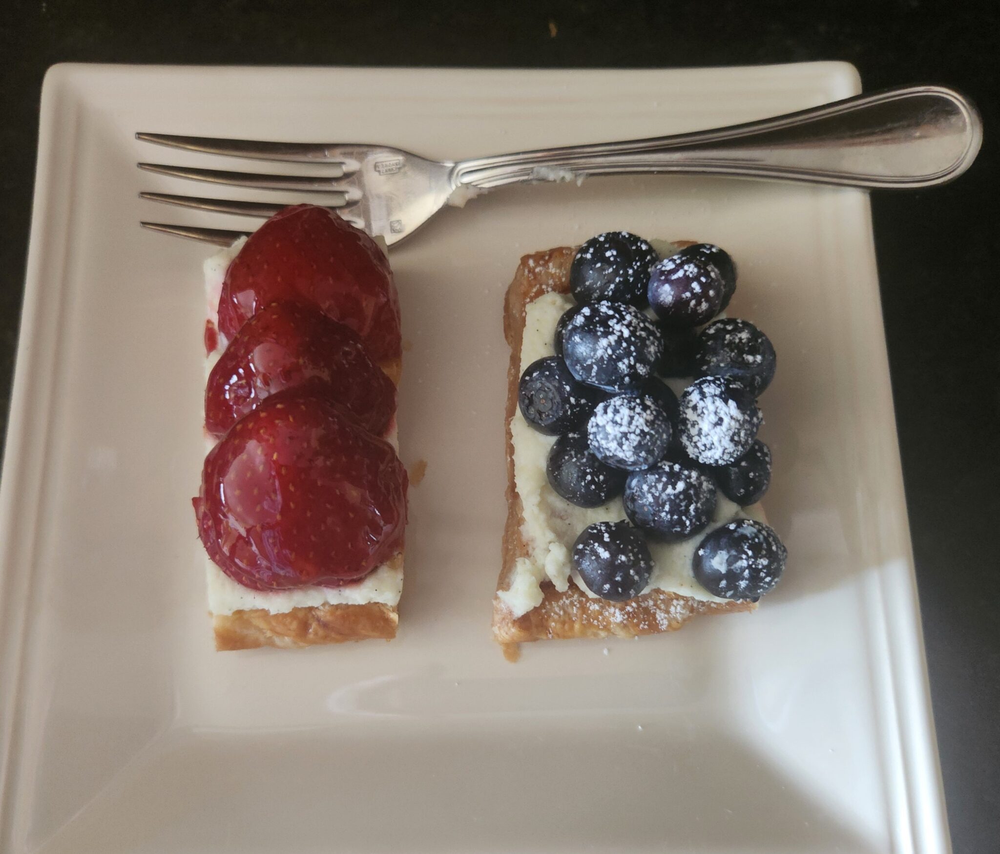Red and Blue Fruit Tarts - The Friday Baking Project